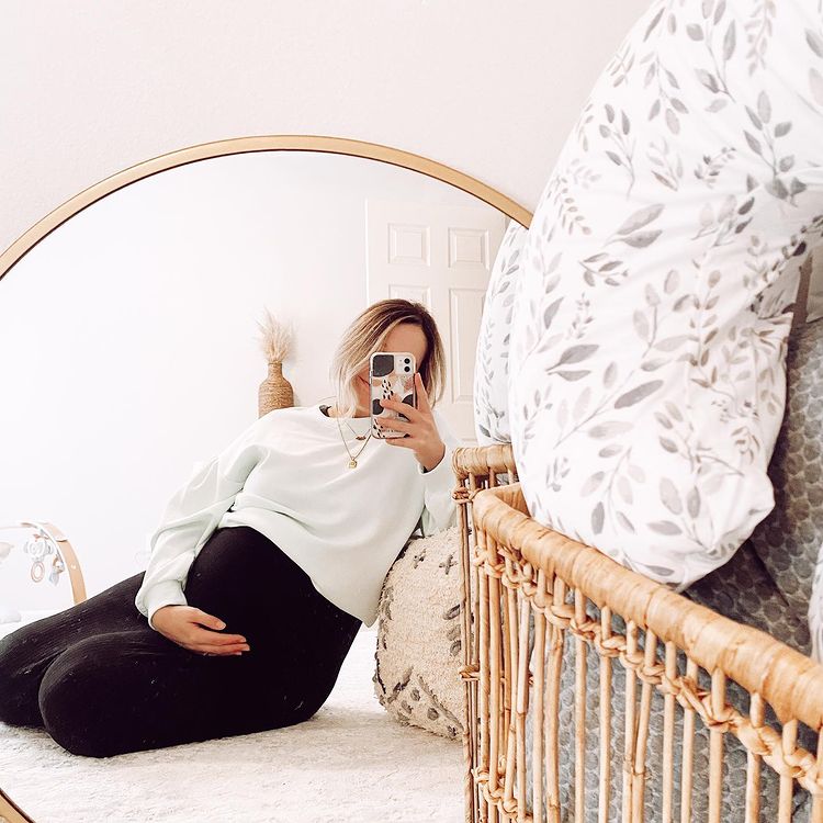 @courtneylynnthompson